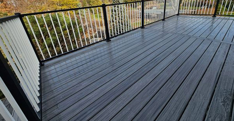 How do you fill cracks in composite decking? | EVODEK