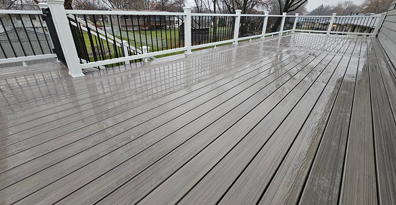 How do you fill cracks in composite decking? | EVODEK