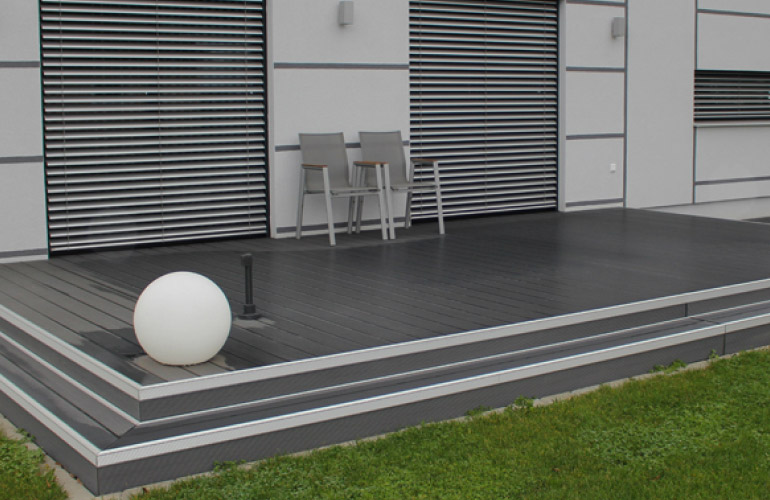 Environmental & Barefoot Friendly Composite Decking ED-03