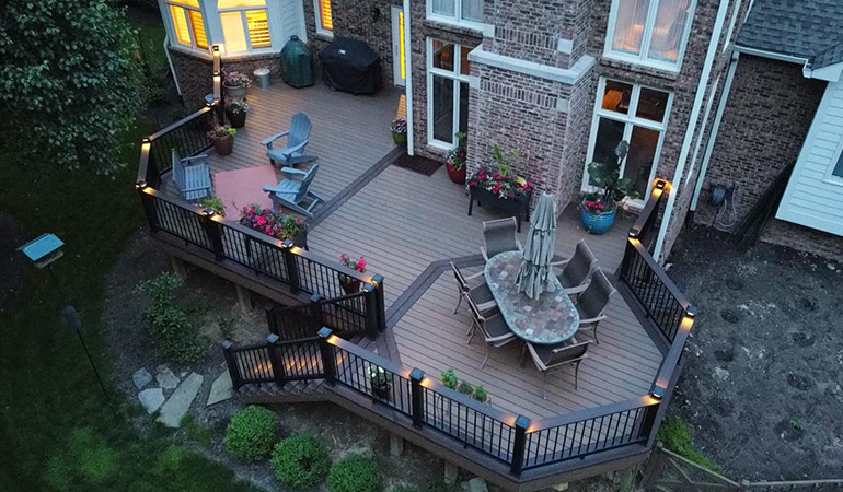 What Is A Cantilever Deck? | EVODEK