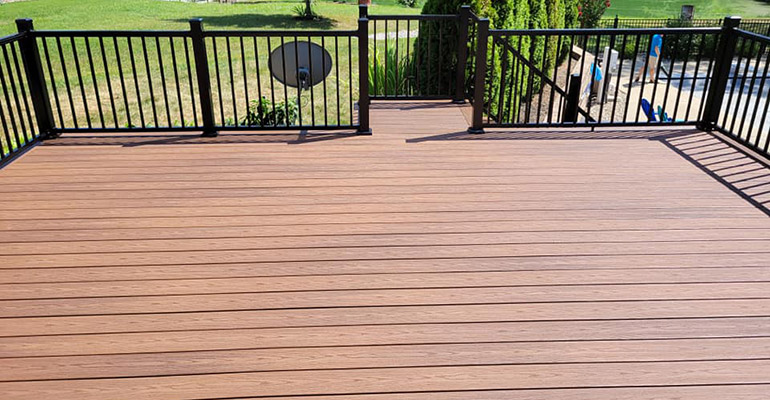 How to replace the damaged boards on your deck?