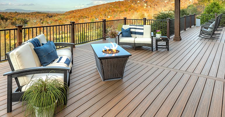 How to maintain and care for your outdoor deck with your own DIY?