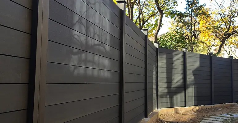 How Long Will Composite Fencing Last? | EVODEK
