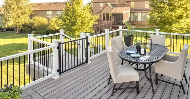 How to Build and Install a Deck Gate Outside? | EVODEK